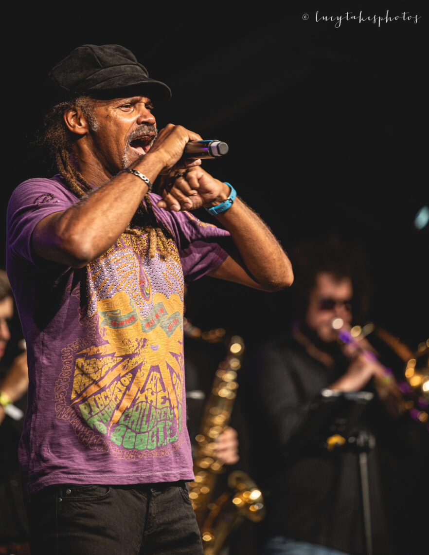 Groove Cartel Cambridgshire funk & soul party band - DG Music